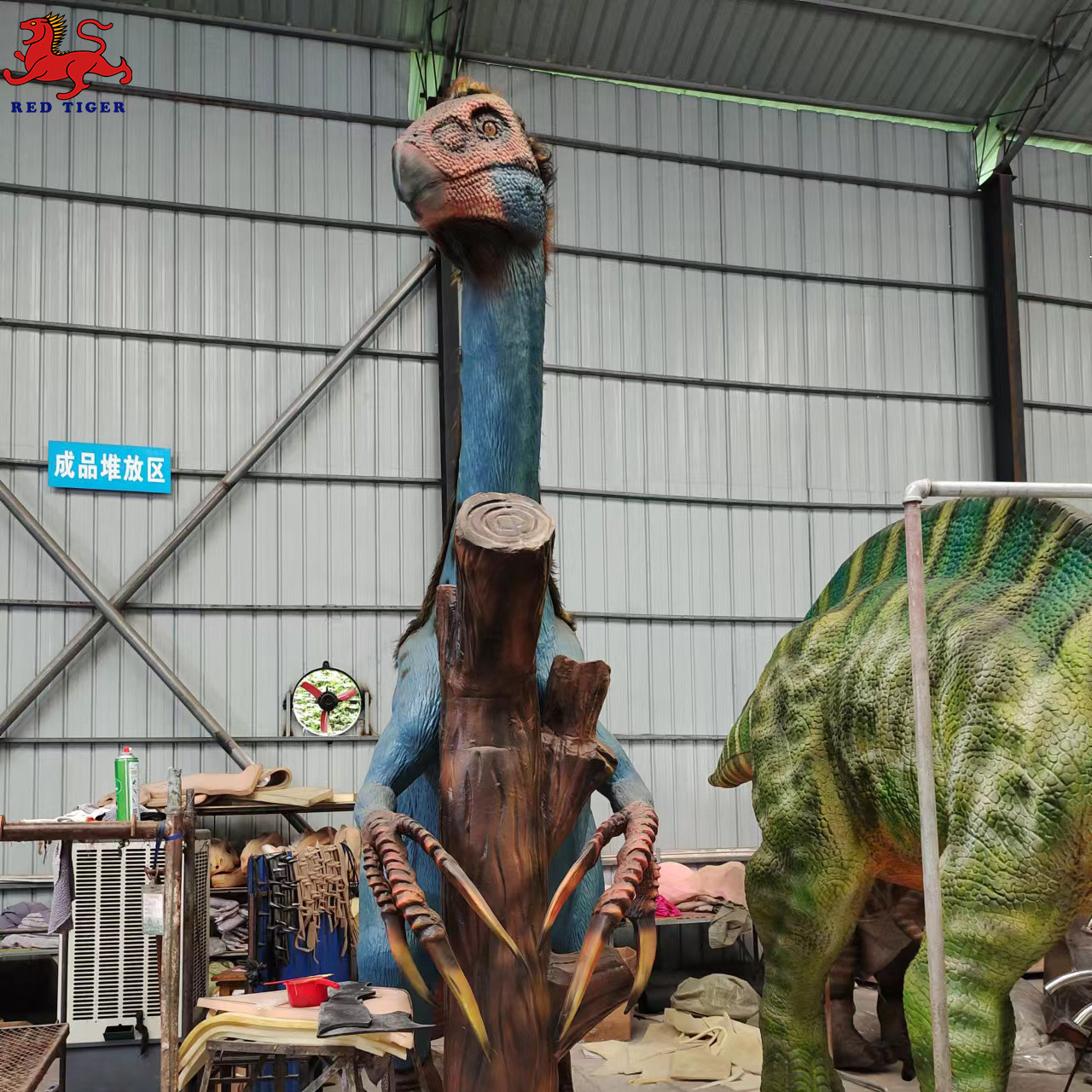 Therizinosaurus-Dinosaurier Realistischer animatronischer Freizeitpark ...